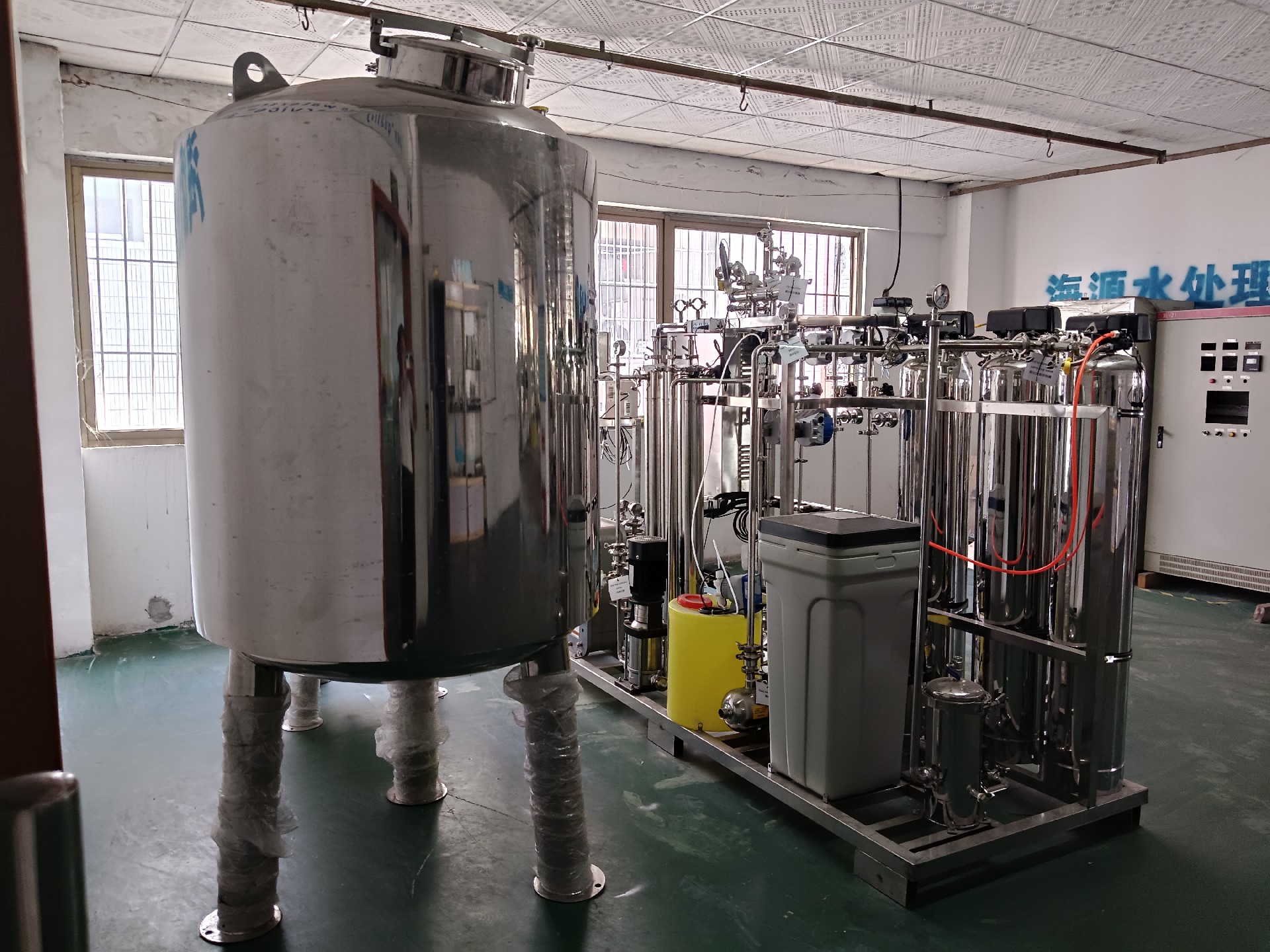 Deionized water RO plant for manufacturing pharmaceutical products industry